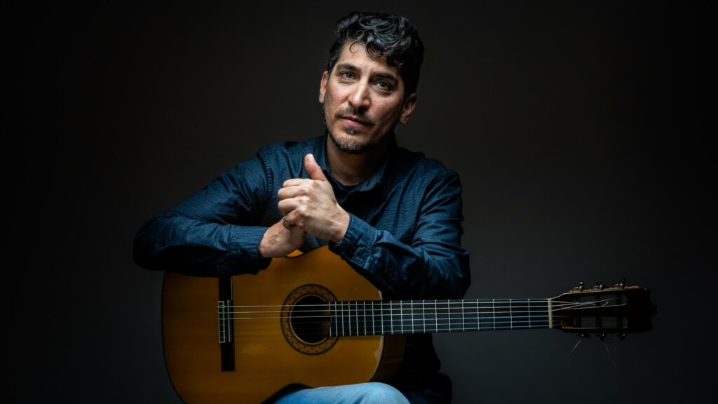 Hitos - Alejandro Castro